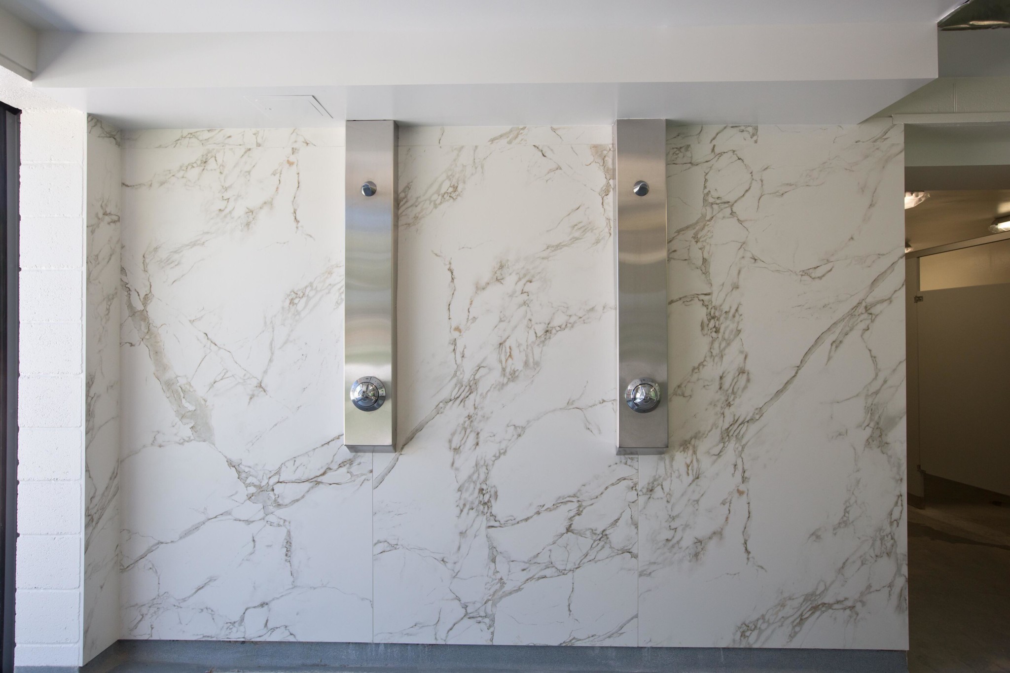 Dekton Entzo - Marbrerie Roches et Pierres - SARL LAVRUT spécialiste ...